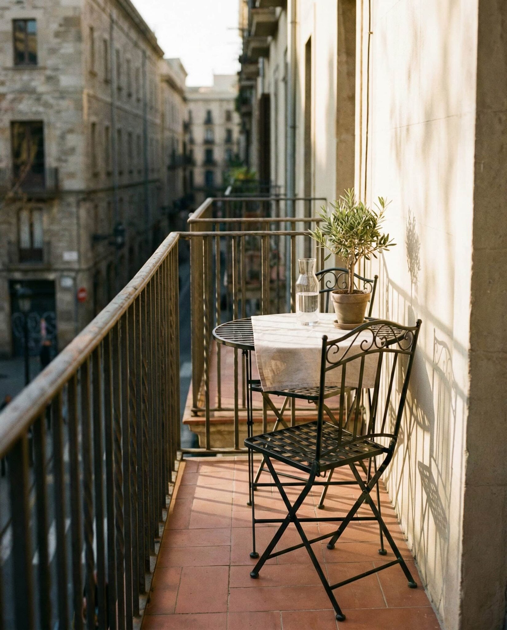 Patio Table 2026 Trends and Design Inspiration with 38 Outdoor Patio ...